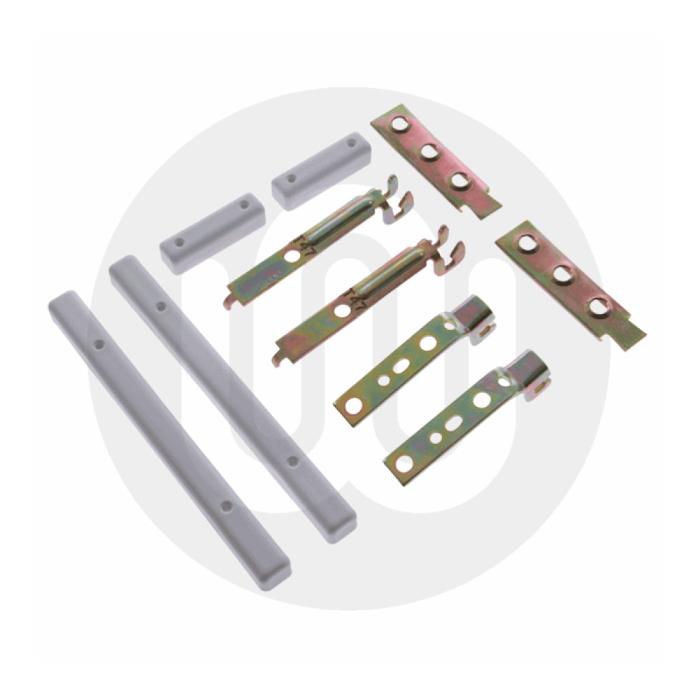 Grooved Outer Frame Window Set – With Horns