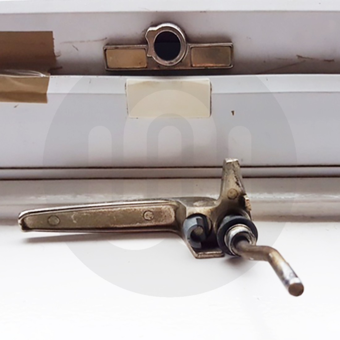 Scope Cockspur Window Handle